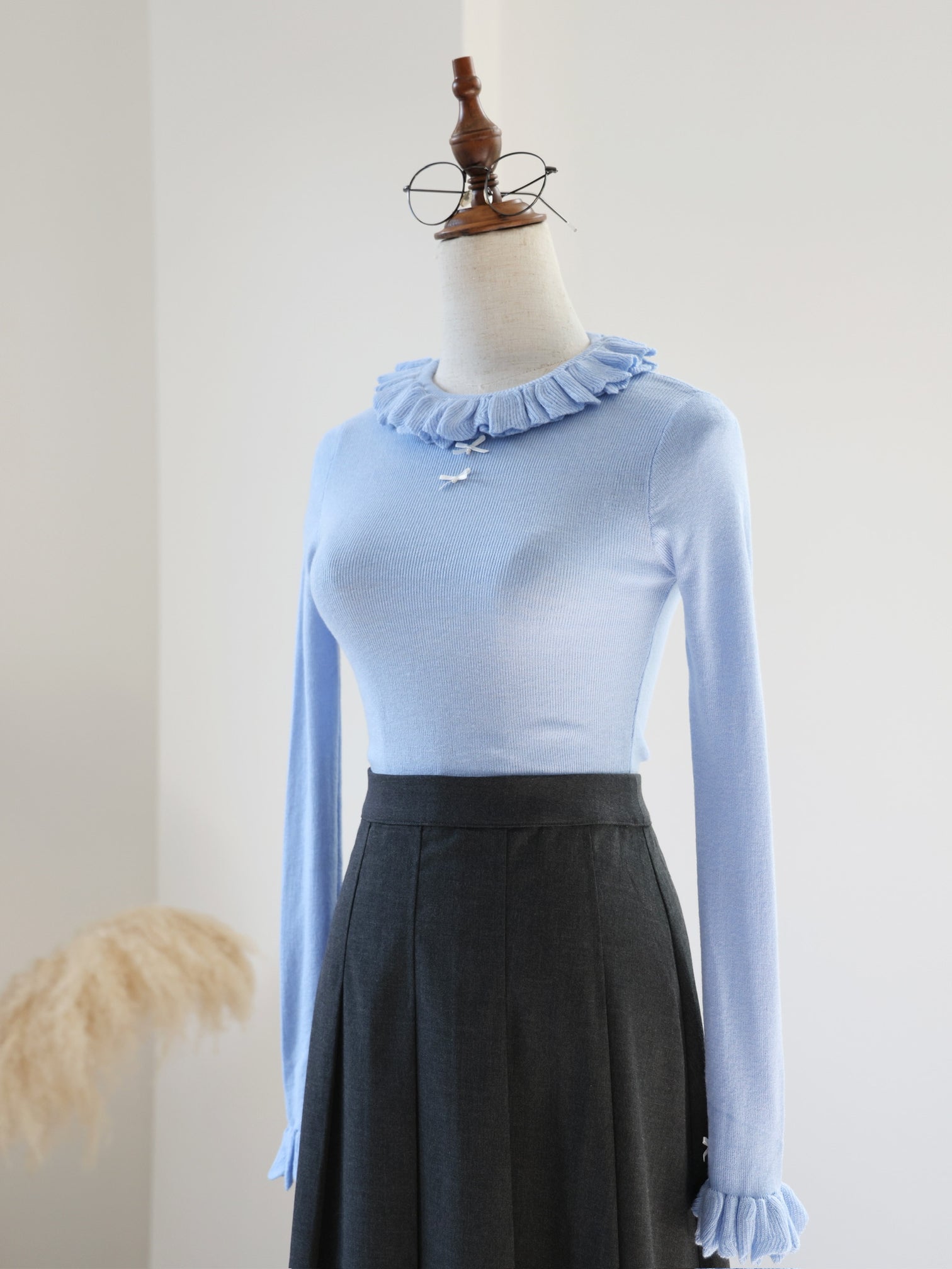 Mod Ruffle Knit Top (Blue) – Miss Patina