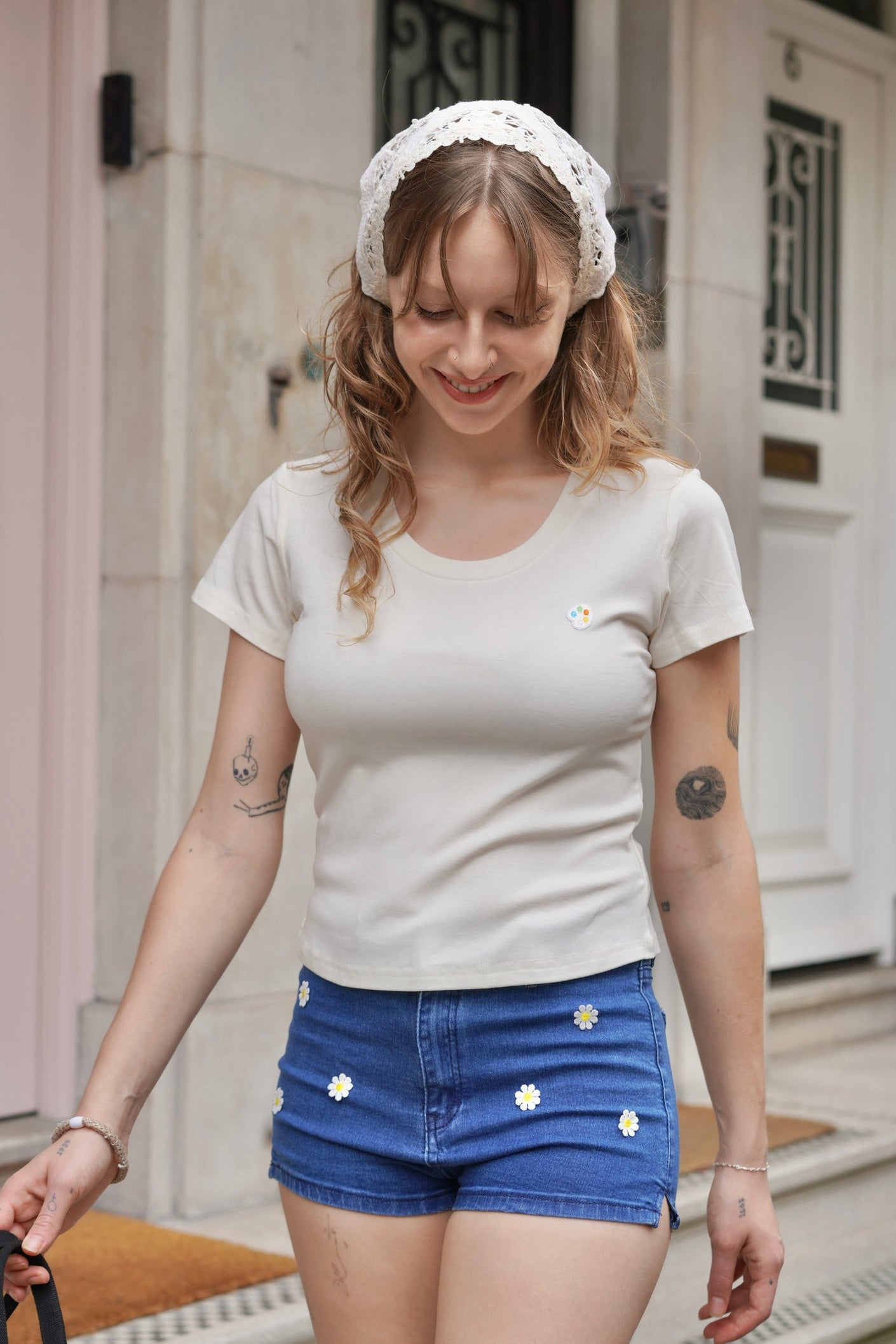 Ditsy Daisy Denim Shorts – Miss Patina