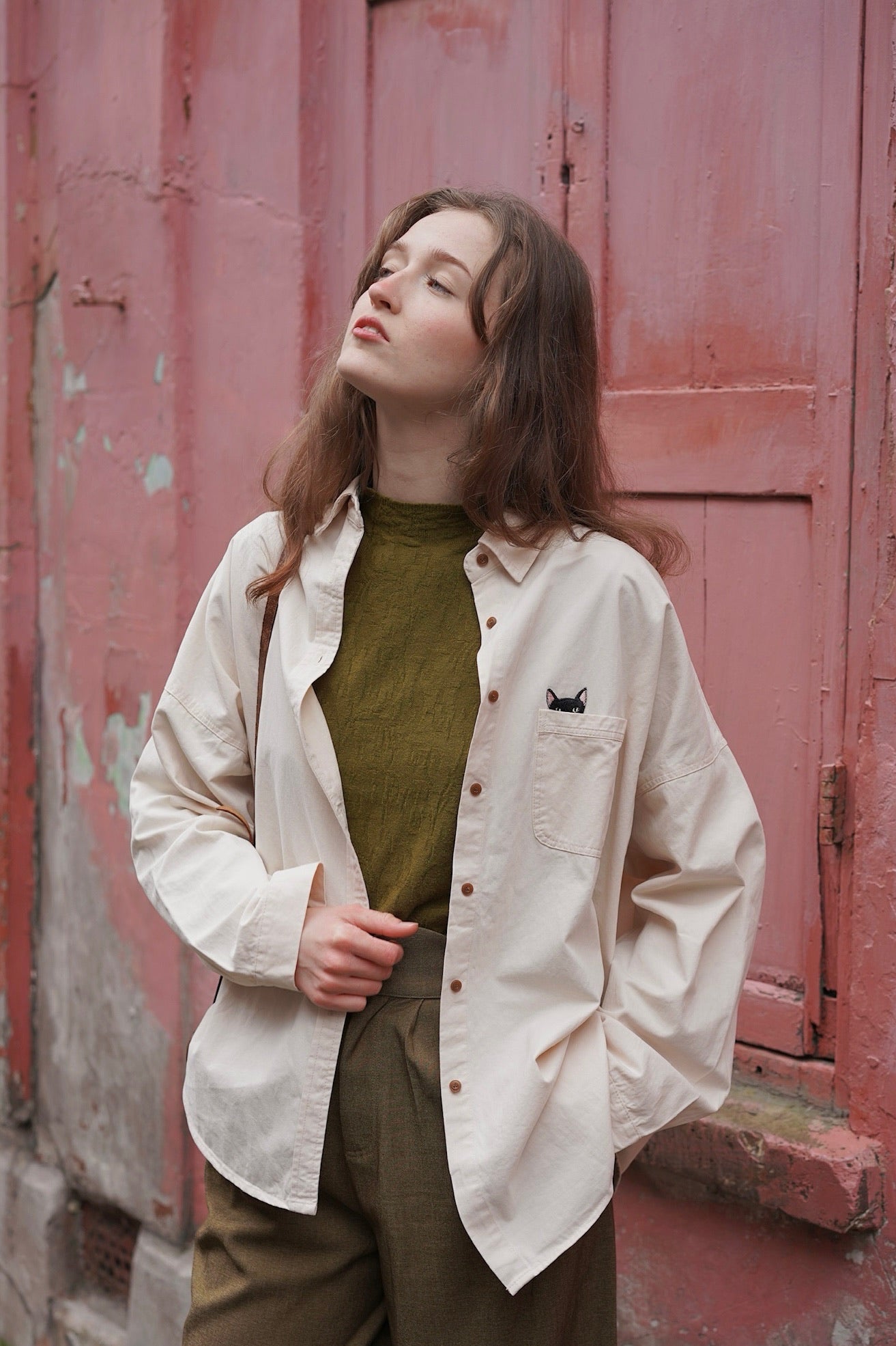 Peek-A-Kitty Relaxed Cotton Shirt (Beige) – Miss Patina